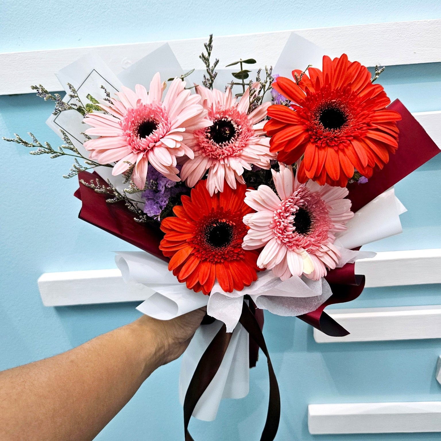 Stunning Hand Bouquets Singapore | Well Live Florist