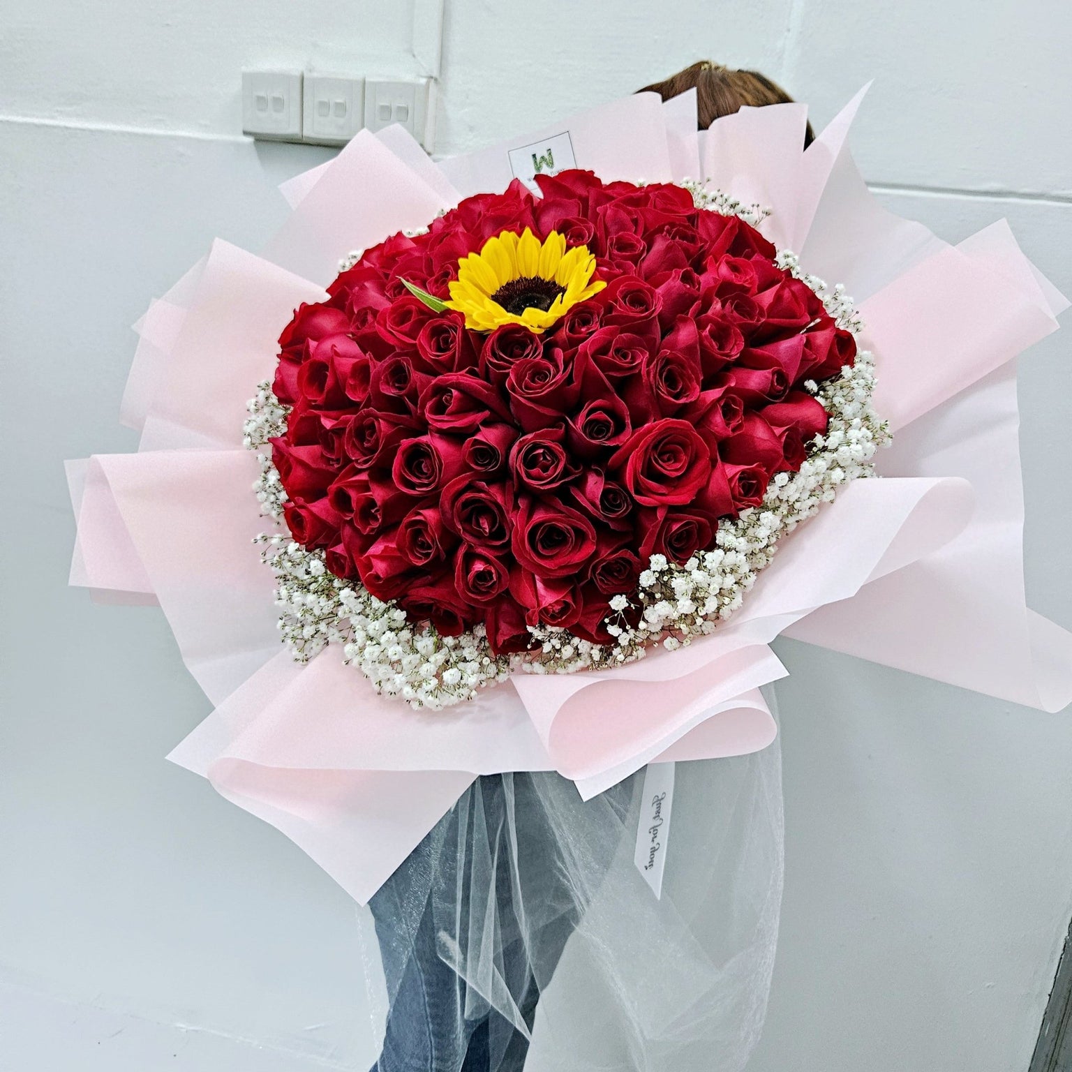 Affordable 99 Rose Bouquets in Singapore | Well Live Florist