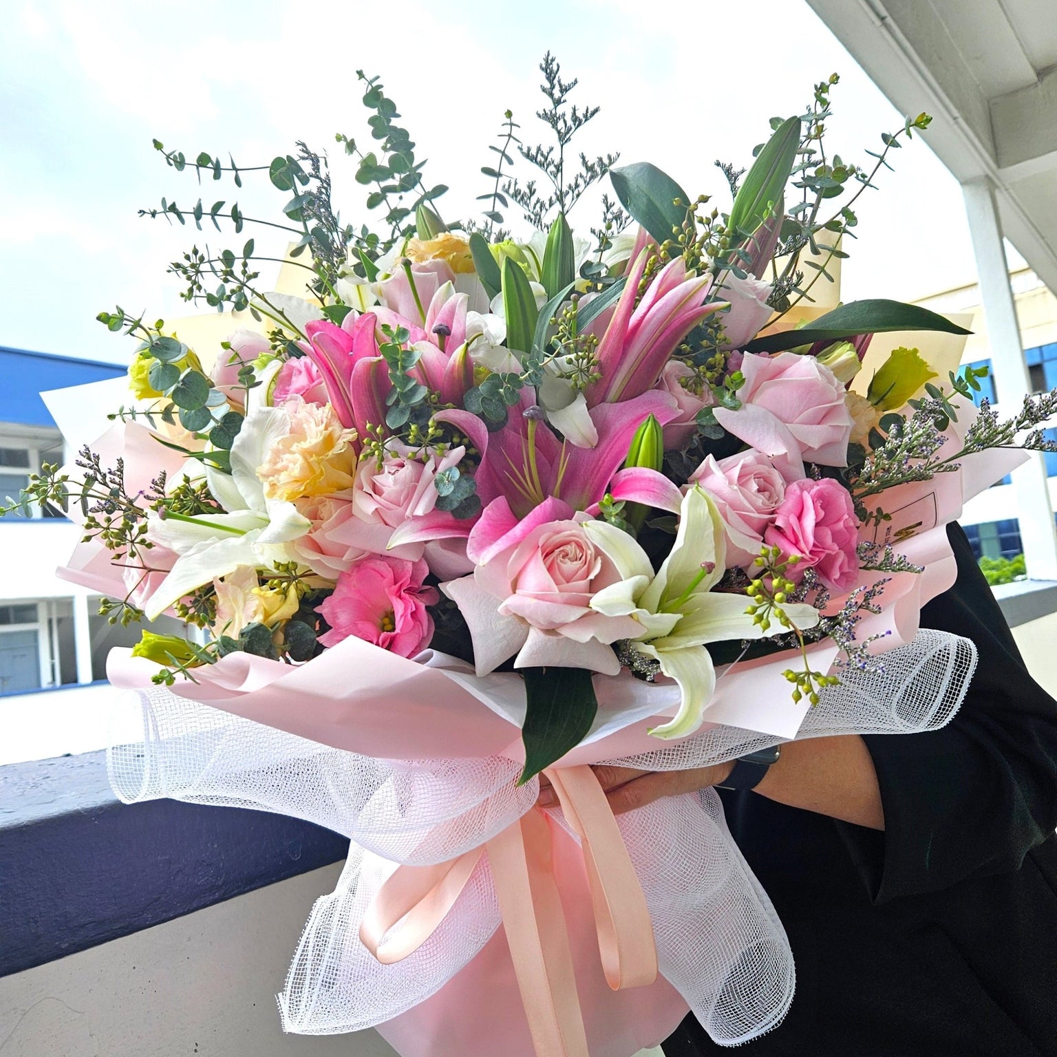 Stunning Hand Bouquets Singapore | Well Live Florist